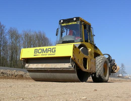 Bomag BW 213 DH-4 Scheda tecnica (2007-2016) | LECTURA Specs