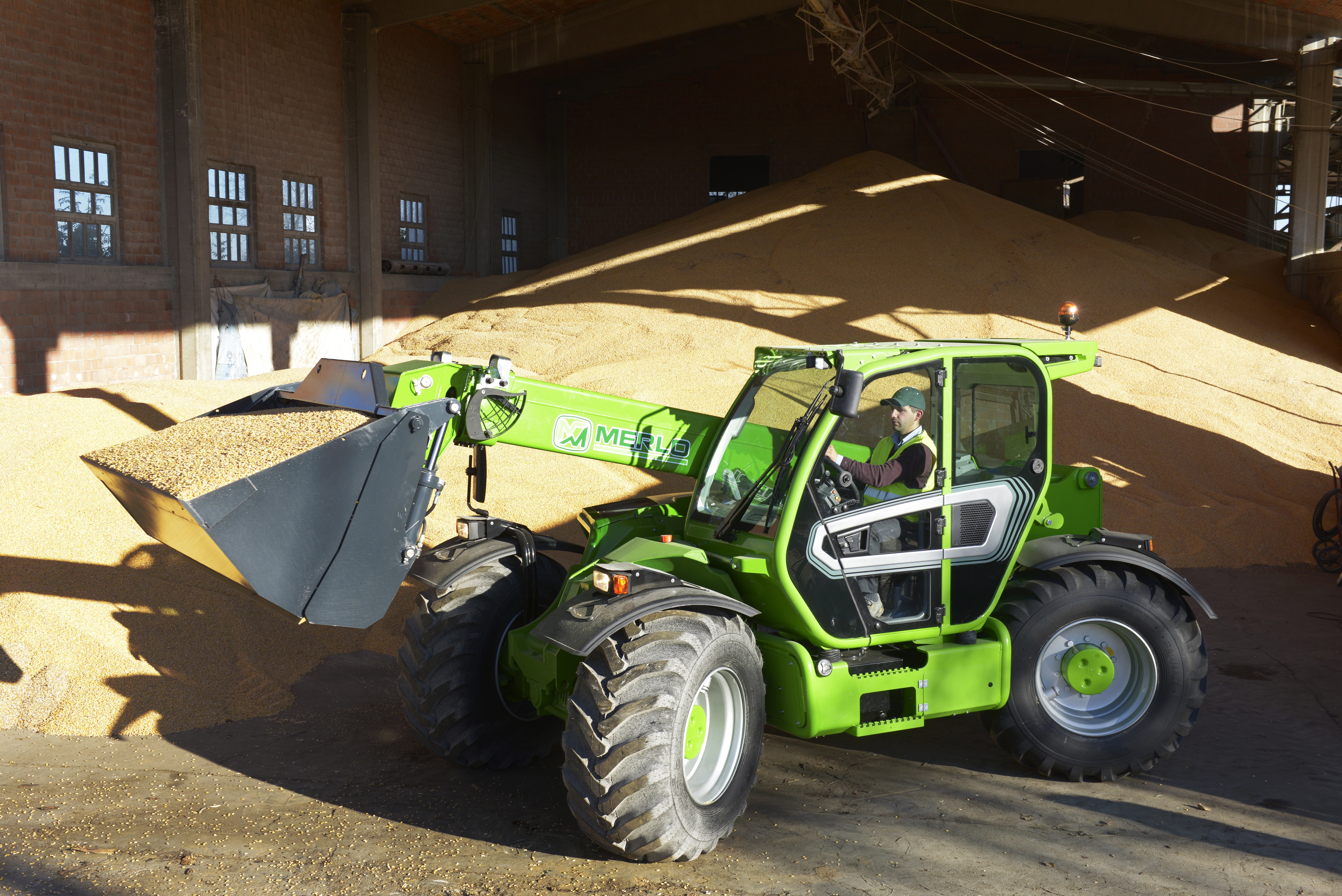 Movimentatori Telescopici Merlo TF 50.8 T-CS-156-CVTRONIC (2015 - 2017 ...