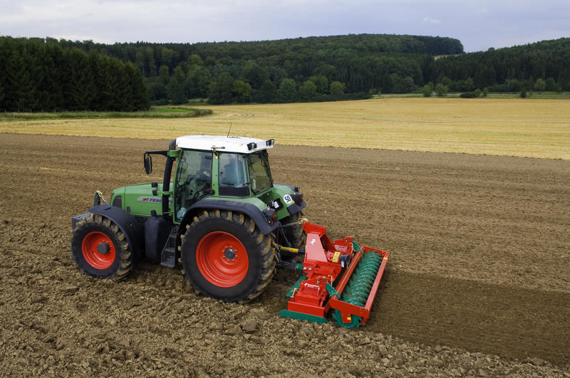 Kverneland NG-M 251 Scheda tecnica (2017-2020) | LECTURA Specs