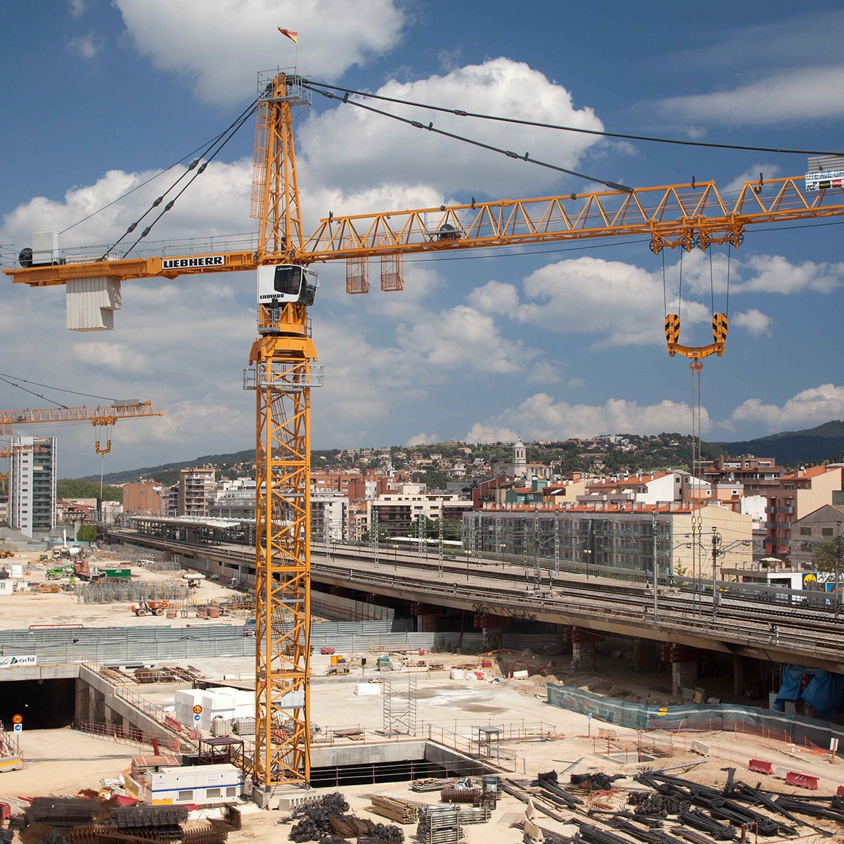 Gru Liebherr 630 EC-H 50 Litronic - Carico e specificihe (2017 - 2025 ...