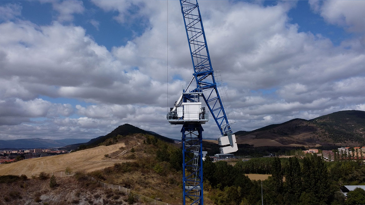 Gru Comansa LCH 300 2F - Carico e specificihe (2023 - 2025) | LECTURA Specs