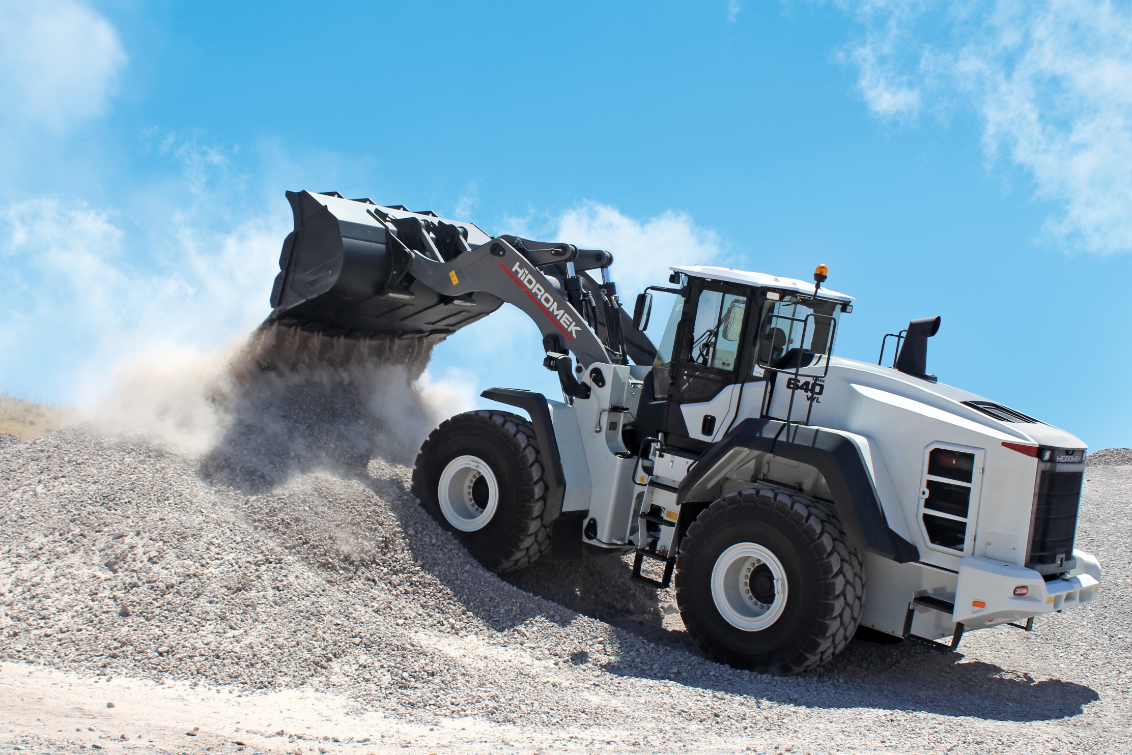 Pale gommate Hidromek HMK 640 WL | Specifiche (2016 - 2020) | LECTURA Specs