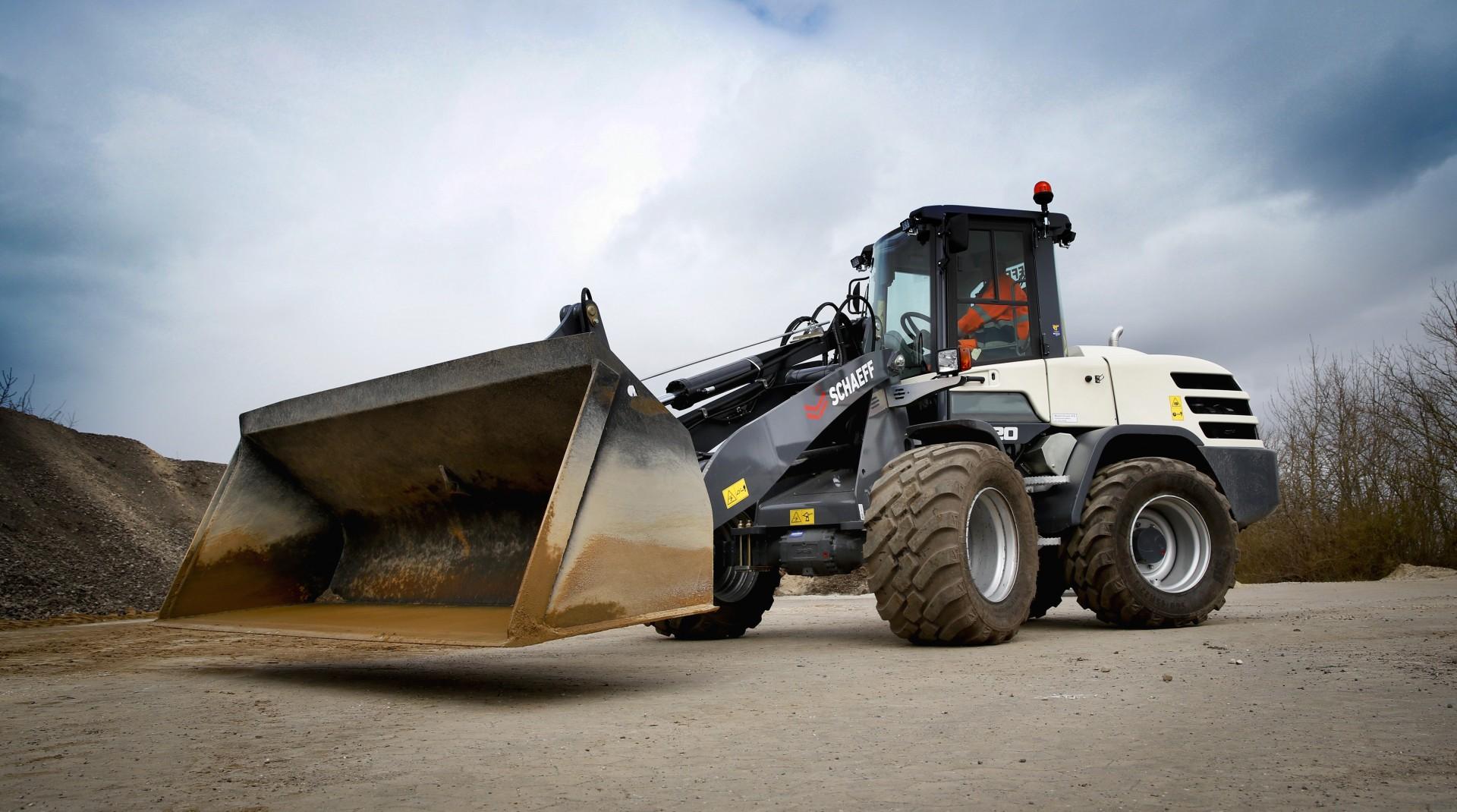 Pale gommate Schaeff TL 120 | Specifiche (2017 - 2025) | LECTURA Specs