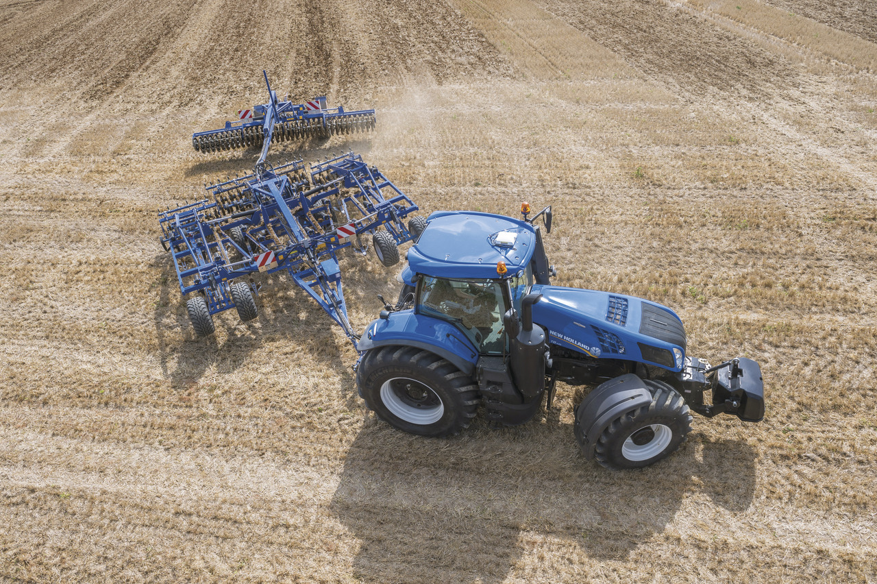 New Holland T8.435 SmartTrax 4WD Tractor Specs (2016 - 2018) | LECTURA ...